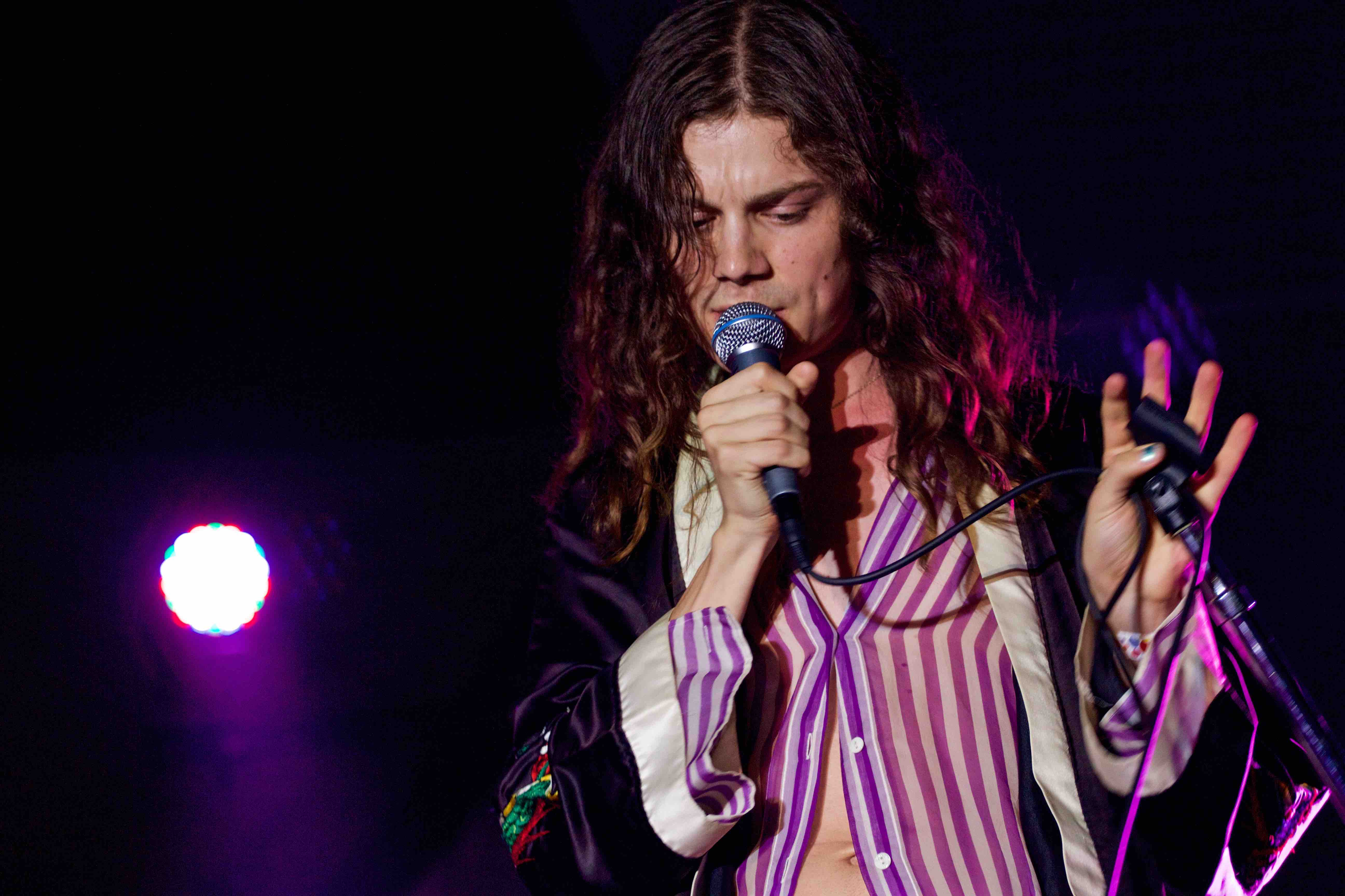 BØRNS Gives Pleasure To His Fans With His Dopamine At Twilight Concerts ...
