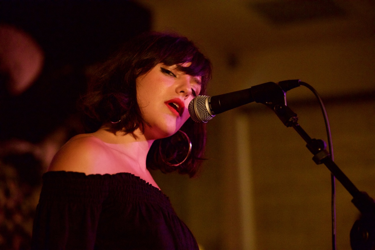 Fiona Silver Is Golden At The Standard's "Desert Nights" - Blurred Culture