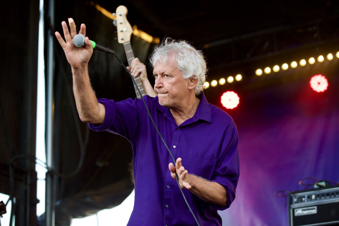 Robert Pollard Of Guided By Voices Has Still Got It - Blurred Culture