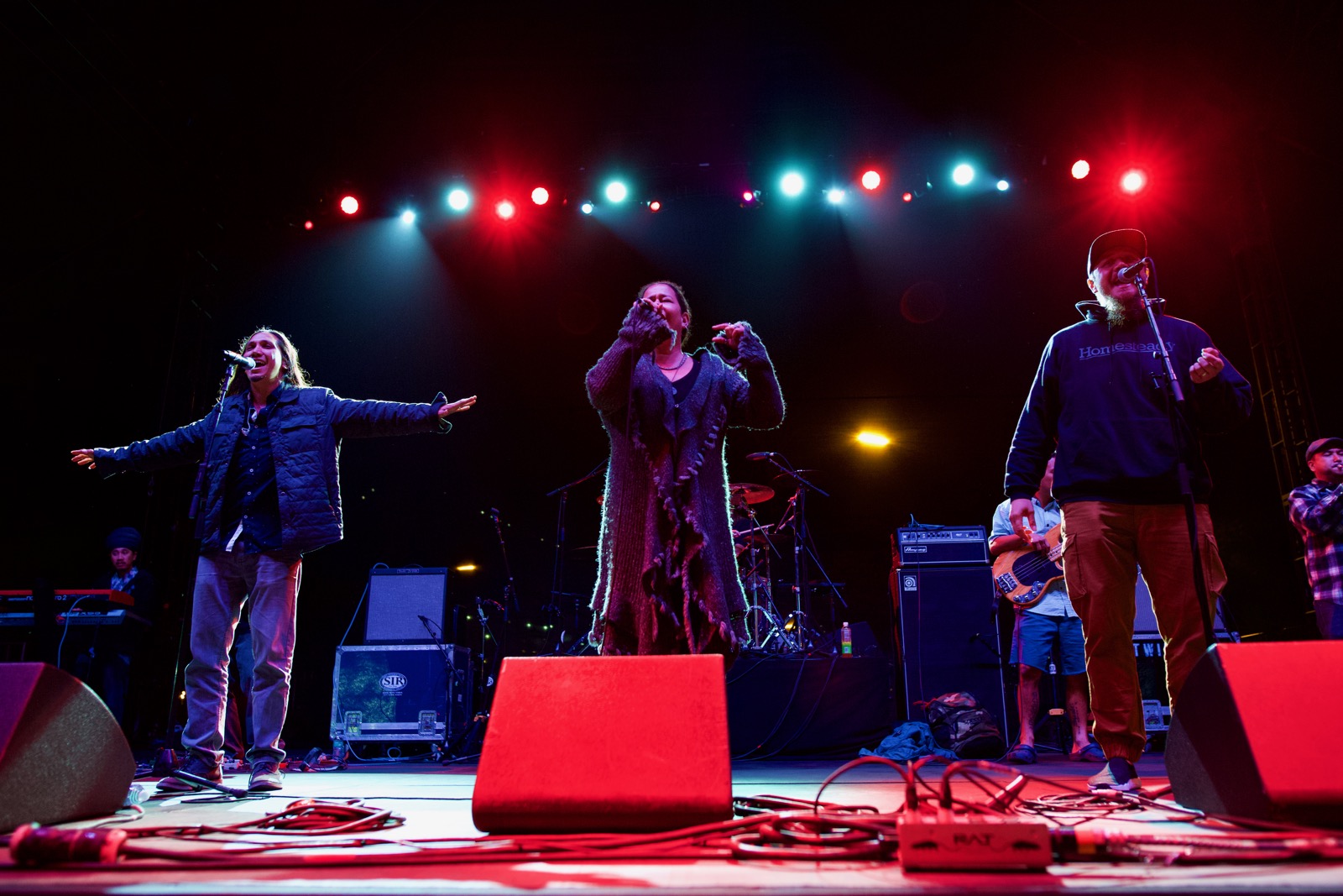 Ooklah The Moc Brings One Love Some Island Vibes From Hawaii - Blurred ...