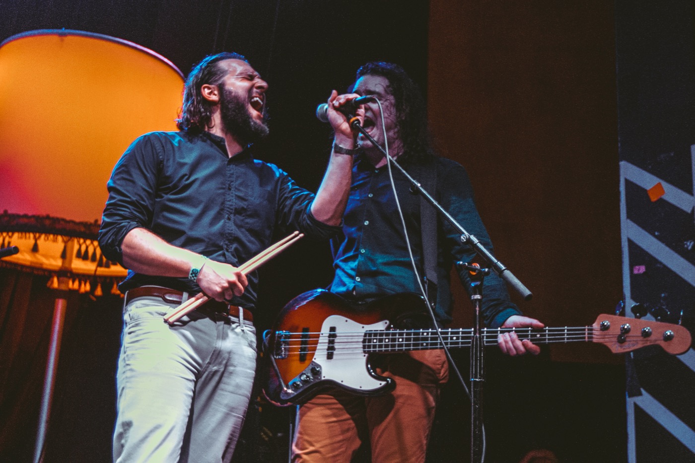 Born Ruffians Rock "Red, Yellow & Blue" In The O.C. - Blurred Culture