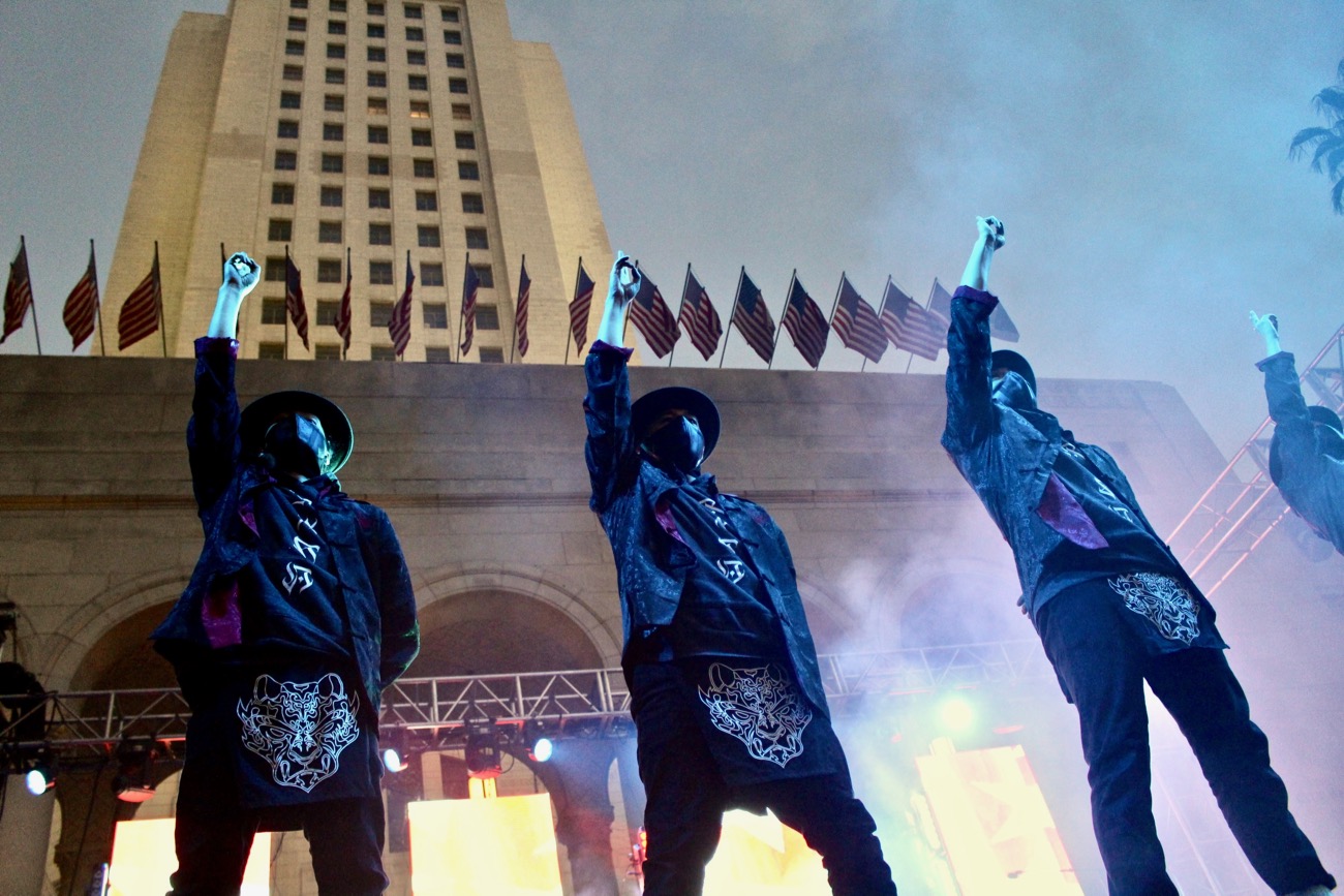 The Kinjaz Are The First Dance Troupe To Grace Identity L.A.'s Stage ...