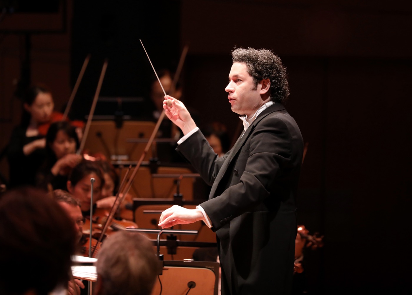 The Los Angeles Philharmonic Kicks Off Its Centennial Season In Grand ...