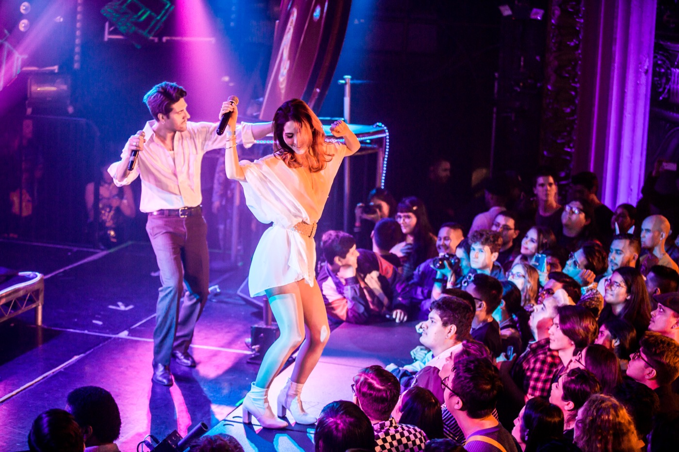 Check Out More Photos of Powers At The Billy Ball!!! - Blurred Culture