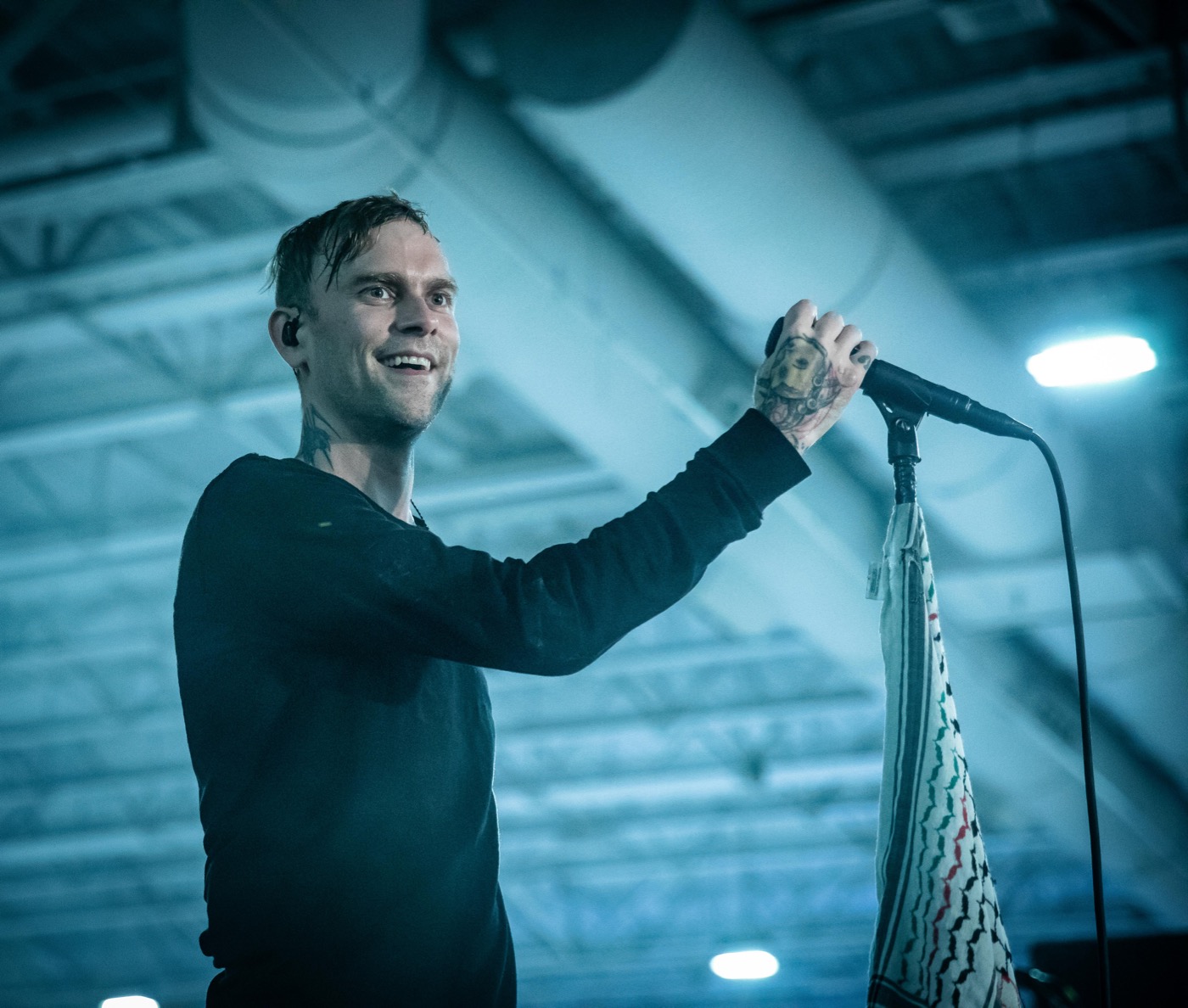 Bert McCracken of The Used Lets His Guard Down In Atlantic City ...