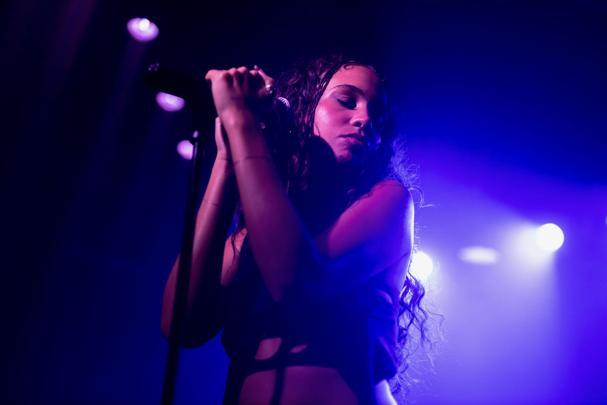 Maria Isabel Has First Los Angeles Performance At Moroccan Lounge ...