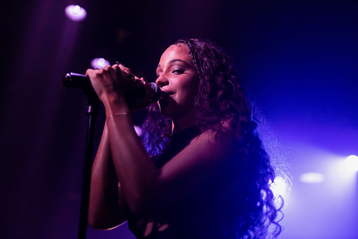 Maria Isabel Has First Los Angeles Performance At Moroccan Lounge ...