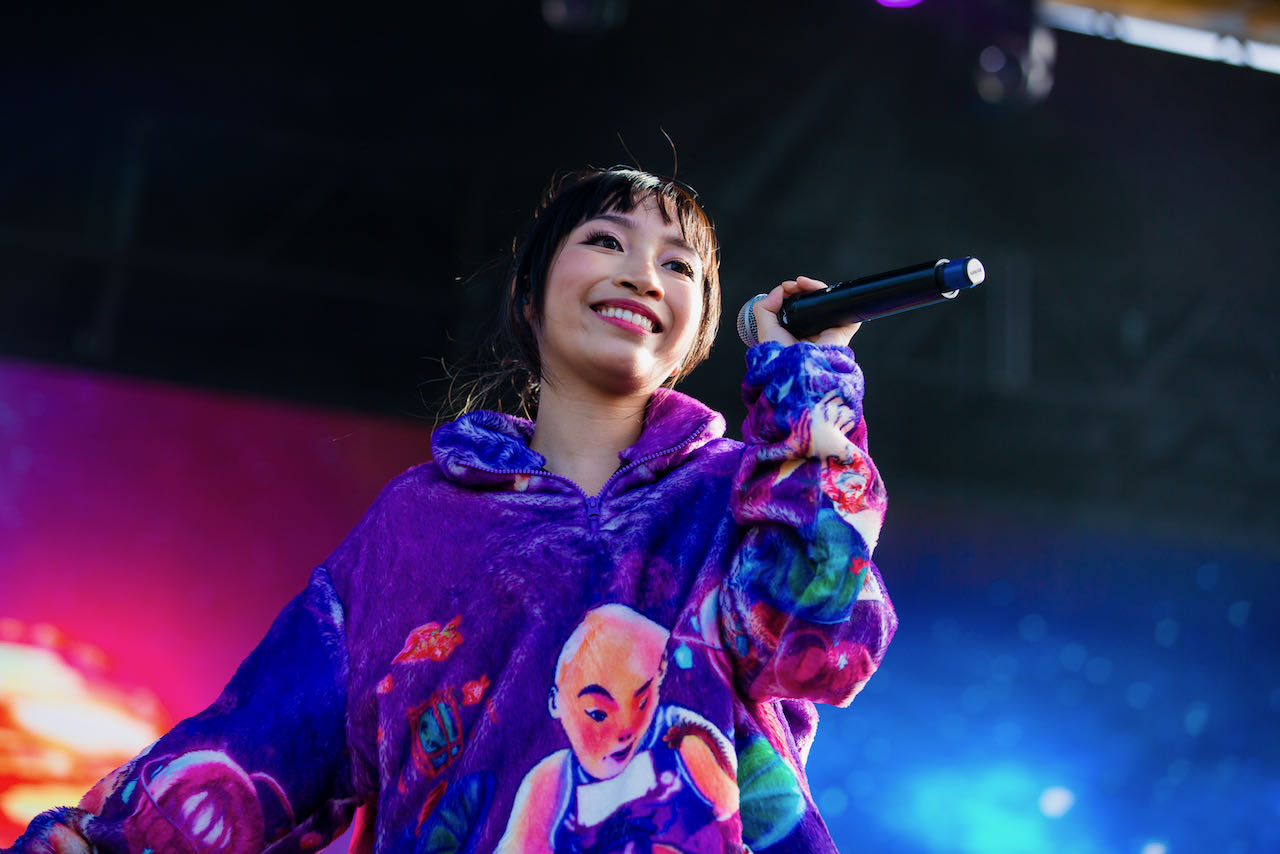 Mỹ Anh Delights At Head In the Clouds - Blurred Culture