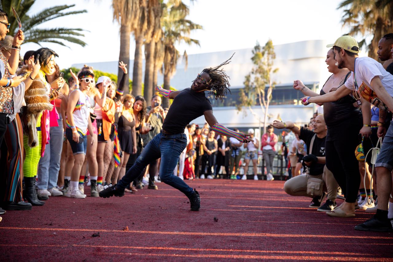 The Houses of Marc Jacobs, Balmain, and Basquiat All Rep At Outloud ...