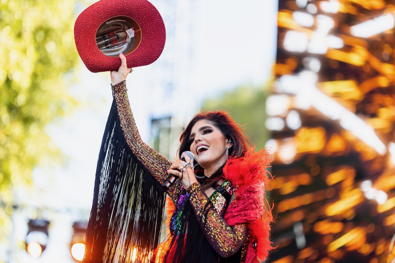 Mexican Grupero Legend Ana Bárbara Performs At Outloud Fest - Blurred ...