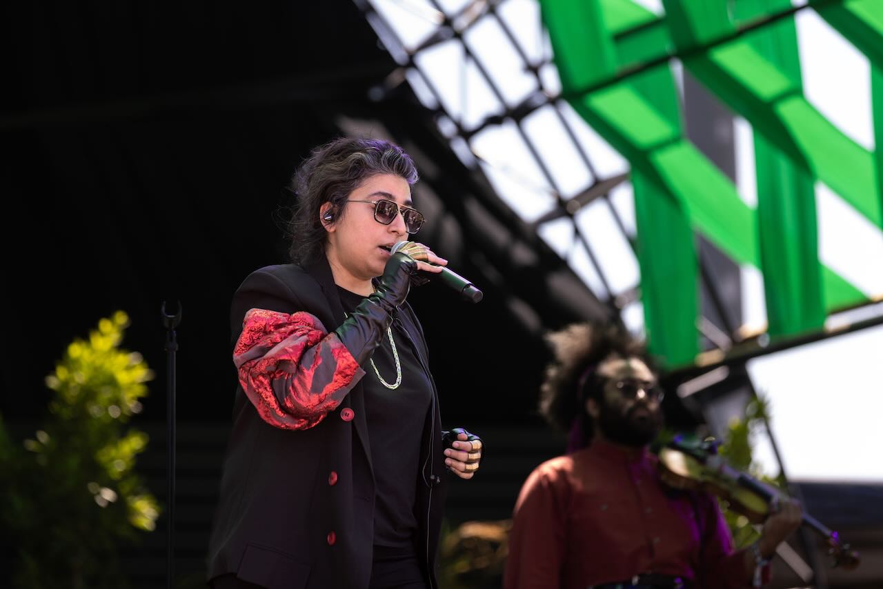 The Sorrow of Arooj Aftab's Music Needs No Translation - Blurred Culture