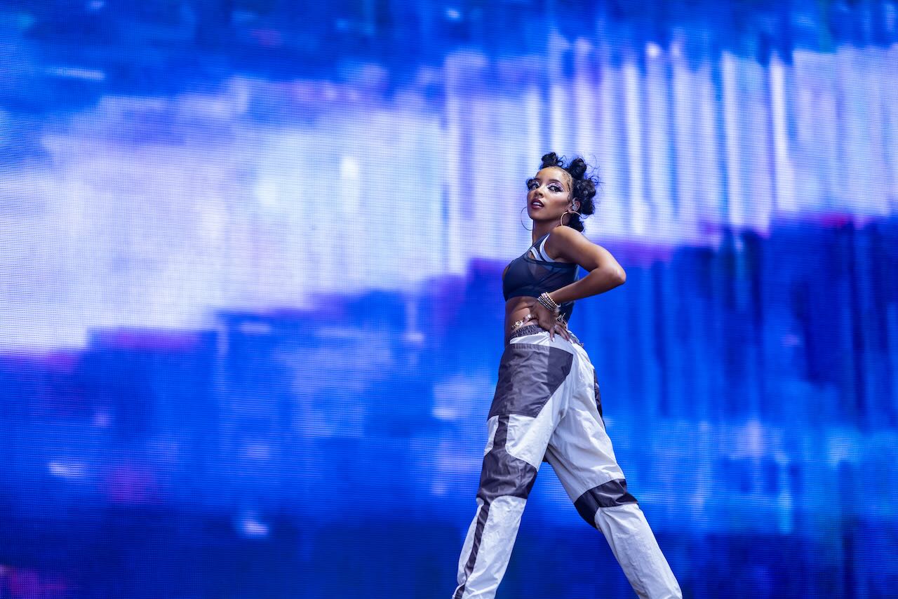 Tinashe Absolutely Slays The Back Nine Stage At This Ain't No Picnic ...