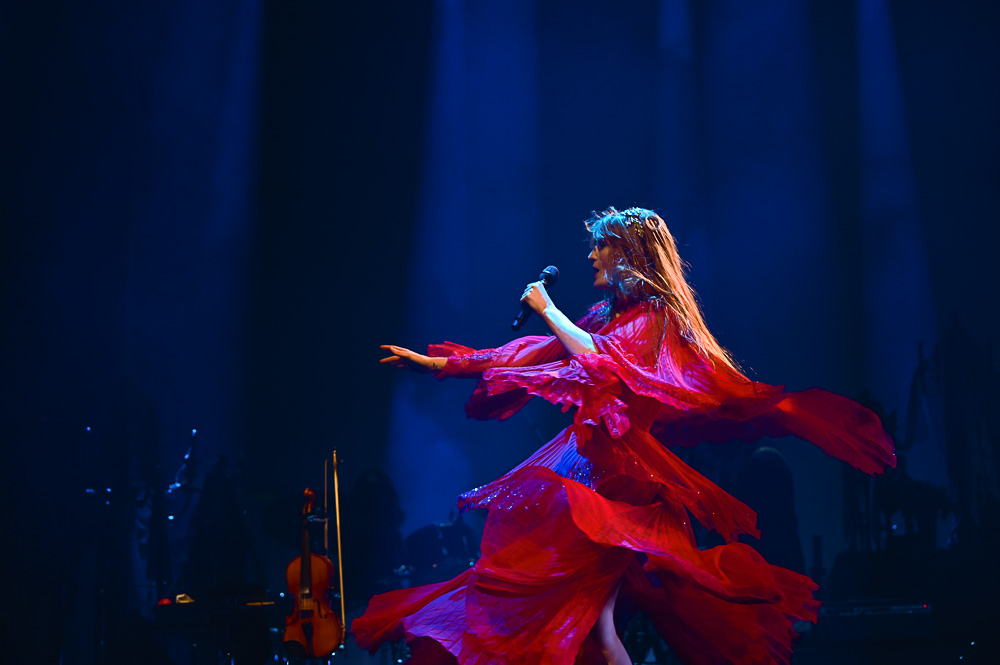 Florence+ The Machine brought the Dance Fever tour to the Moody Center ...