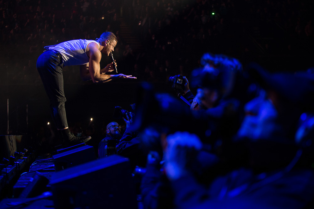 KROQ Celebrates 30 Years of Almost Acoustic Christmas at the Forum ...