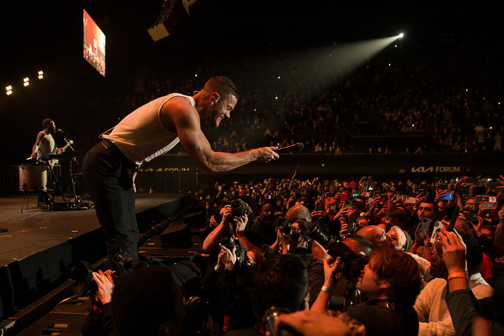 KROQ Celebrates 30 Years of Almost Acoustic Christmas at the Forum ...