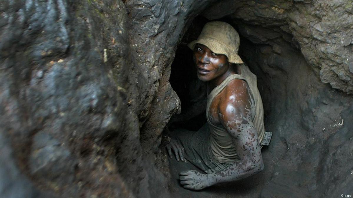 Electrically Charged Rocks Found In The Congo - Blurred Culture