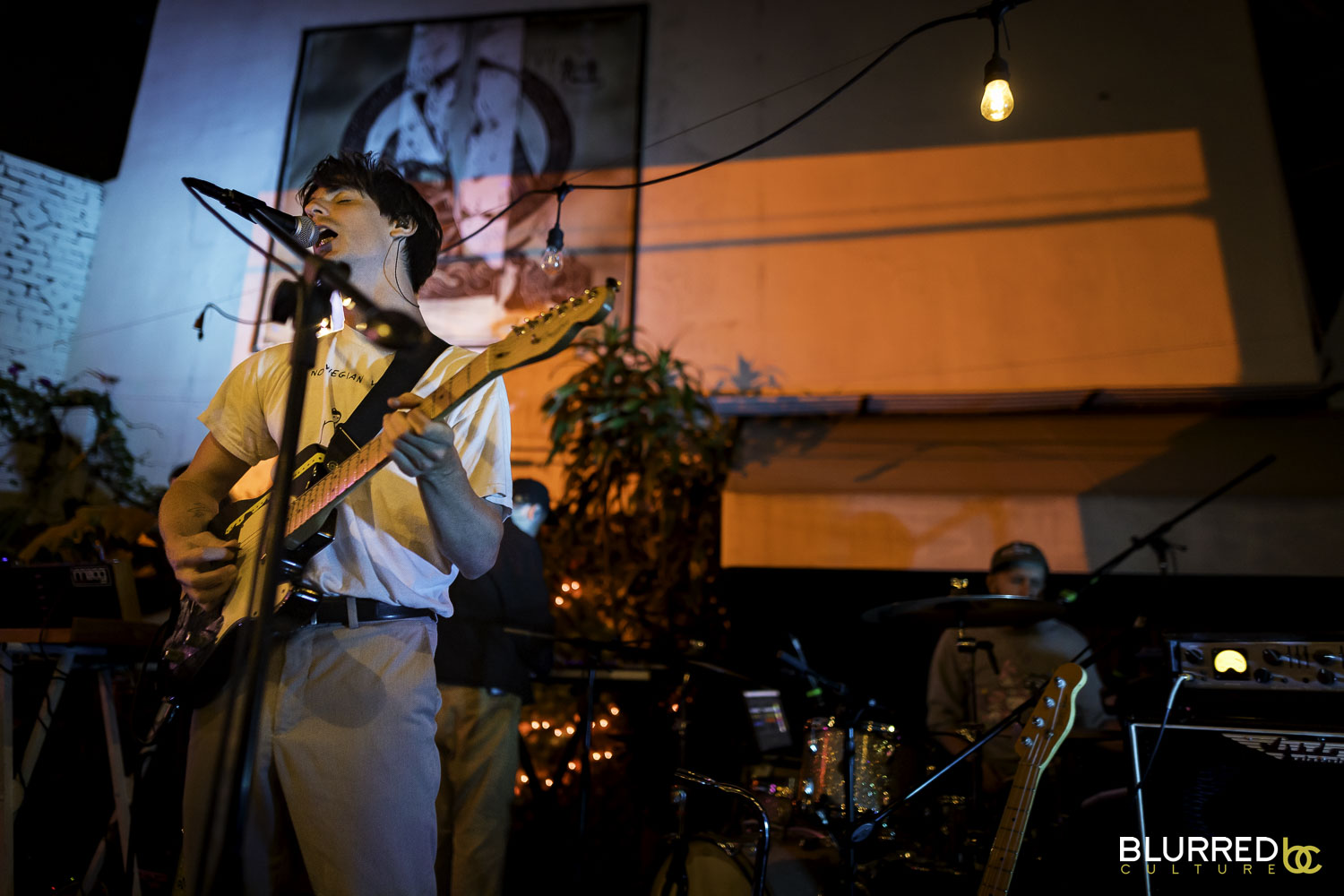 The Electric "Revival" of De Lux - Blurred Culture