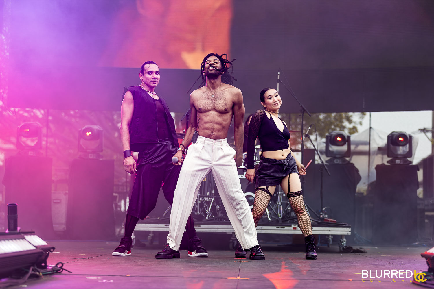 Doug Locke's Electrifying Outloud Fest Performance: A Full Circle ...